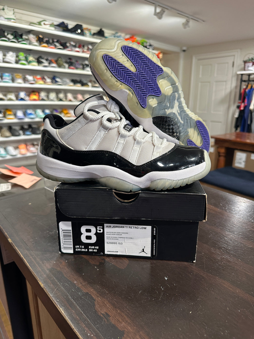 *USED* Air Jordan 11 Low Concords (Size 8.5) – Sports Connection